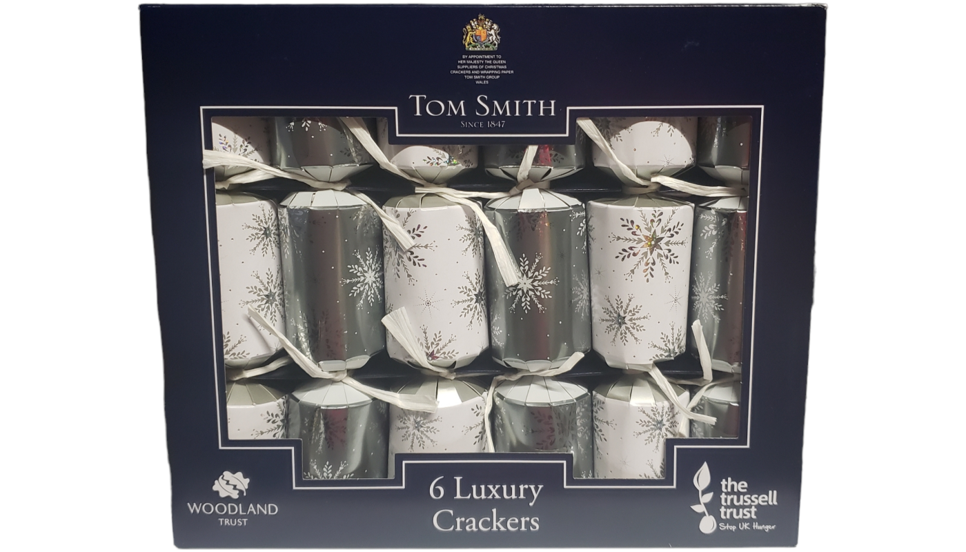 Tom Smith Silver and White 8" Christmas Crackers x 6 – Brits R U.S.
